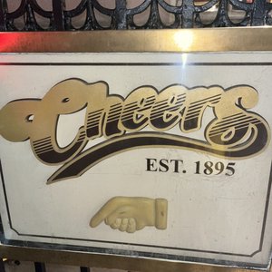 CHEERS - 2279 Photos & 1121 Reviews - 84 Beacon St, Boston, MA - Menu ...