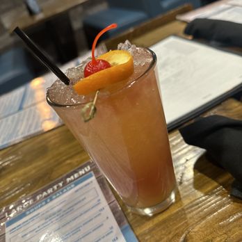 CRAFT 60 TAPHOUSE & GRILL - Updated August 2025 - 188 Photos & 144 ...