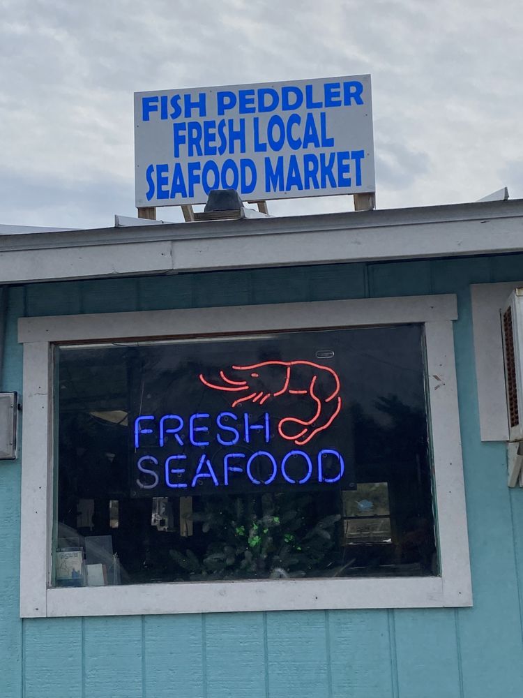 FISH PEDDLER SEAFOOD - Updated July 2025 - 3330 Old Ferry Rd SW, Supply ...