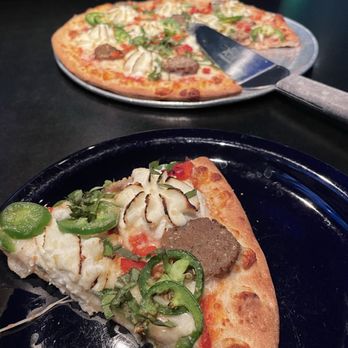 BLUE ROCK PIZZA & TAP - Updated July 2025 - 170 Photos & 195 Reviews ...