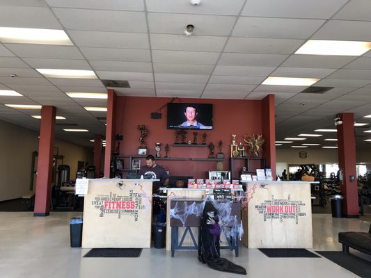 POWERHOUSE GYM - Updated April 2026 - 13 Photos & 12 Reviews - 4413 S ...