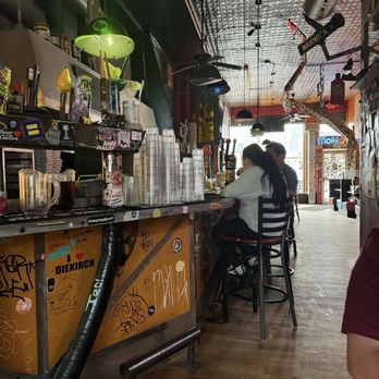 GRINDERS - Updated January 2025 - 660 Photos & 777 Reviews - 417 E 18th ...