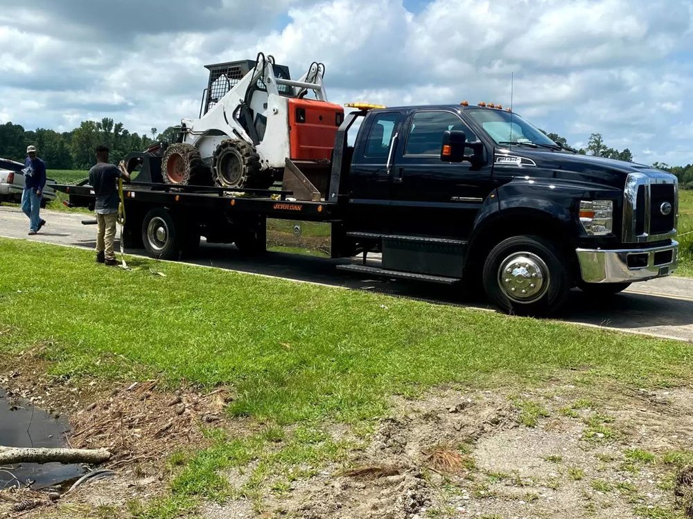 MIGHTY ONE TOWING & ROADSIDE - Updated July 2024 - 251 W 65th St, Los ...