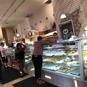 CALUMET BAKERY - 145 Photos & 138 Reviews - Bakeries - 18349 Torrence ...