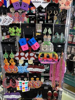 FLASHBACKS RECYCLED FASHION - Updated November 2025 - 50 Photos & 143 ...