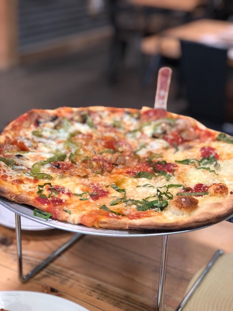 MUZZARELLA PIZZA & ITALIAN KITCHEN - Updated January 2026 - 407 Photos ...