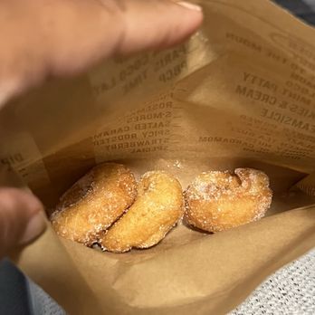 DOUGHNUTTERY - Updated January 2026 - 808 Photos & 605 Reviews - 425 W ...