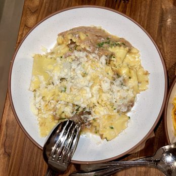 DAISIES - Updated May 2024 - 980 Photos & 528 Reviews - 2375 N ...