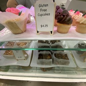 JENNIFER’S BAKERY - 20 Photos & 26 Reviews - 2431 SE Ocean Dr, Stuart ...