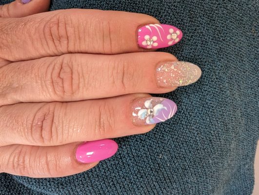 COLONIAL NAILS - Updated August 2025 - 10 Photos - 700 McKinney Blvd ...