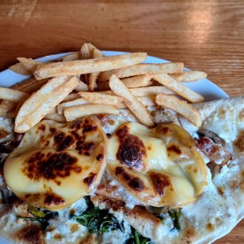 108 ALE HOUSE - Updated May 2025 - 139 Photos & 127 Reviews - 108 ...