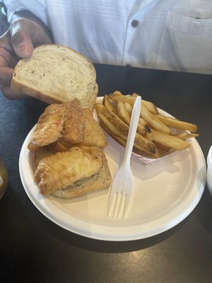 OTTS TAVERN & MILLSTADT FISH STAND - Updated September 2025 - 30 Photos ...