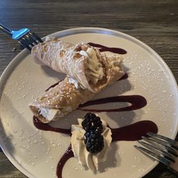 POUR BEHAVIOR - Updated December 2025 - 78 Photos & 84 Reviews - 2175 S ...