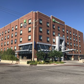 HOLIDAY INN EXPRESS & SUITES OKLAHOMA CITY DWTN - BRICKTOWN - Updated ...
