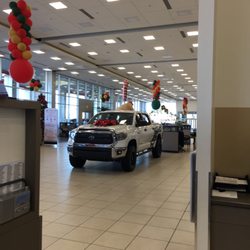 DESERT TOYOTA OF TUCSON - 29 Photos & 318 Reviews - Car Dealers - 7150 ...