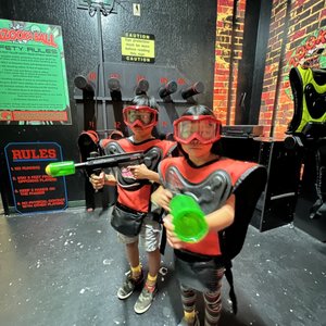 LOST WORLDS FUNTROPOLOUS - 42 Photos & 75 Reviews - 5401 Camden Ave ...