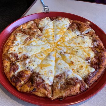 VILLAGE HOST PIZZA & GRILL - Updated June 2024 - 88 Photos & 248 ...