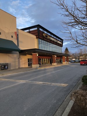 CINEPLEX CINEMAS - Updated December 2025 - 31 Photos & 28 Reviews ...