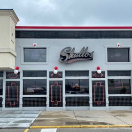 SHALLOS ANTIQUE RESTAURANT & BREWHOUSE - Updated June 2025 - 338 Photos ...