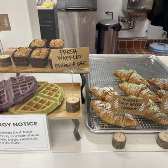 HOUSE OF PHIN - Updated July 2024 - 224 Photos & 53 Reviews - 1920 ...