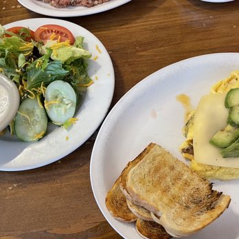 JETHRO’S CAFÉ AND TAVERN - Updated September 2025 - 145 Photos & 206 ...