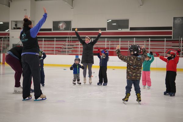 SILVER LINING SKATING SCHOOL - Updated July 2025 - 20 Bedford Park ...