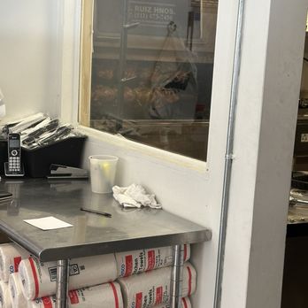 THE FLIPPIN CHICKEN - Updated August 2024 - 42 Photos & 26 Reviews ...