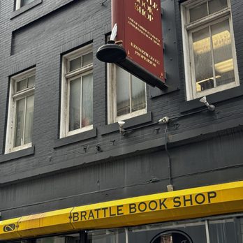 BRATTLE BOOK SHOP - Updated December 2025 - 268 Photos & 190 Reviews ...