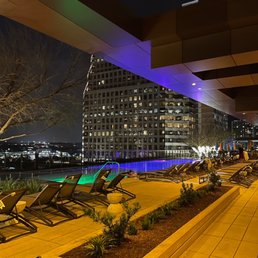 EDGE ROOFTOP - Updated June 2025 - 292 Photos & 191 Reviews - 110 E 2nd ...