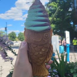 FAT FISH - Updated December 2025 - 193 Photos & 115 Reviews - 1 Market ...