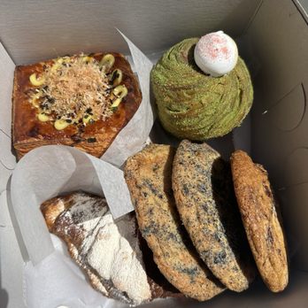 BAKE SUM - Updated May 2024 - 865 Photos & 275 Reviews - 3249 Grand Ave ...