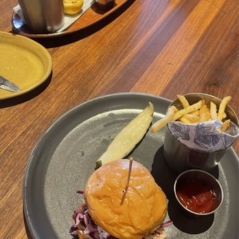 KING’S FISH HOUSE - HENDERSON - Updated October 2024 - 2367 Photos ...