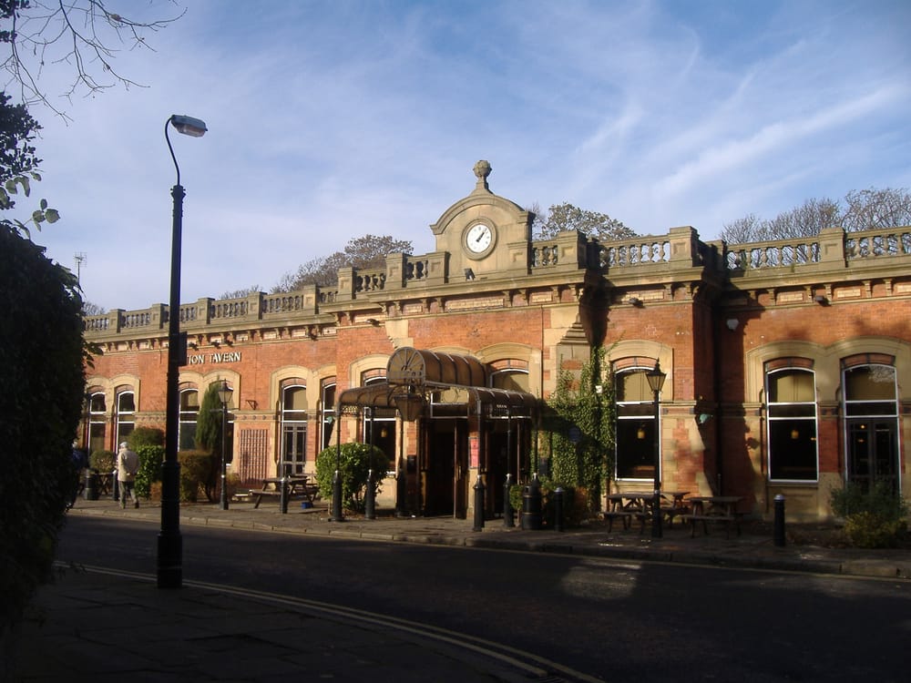 STATION TAVERN - Updated July 2025 - Station Square, Lytham St Annes ...