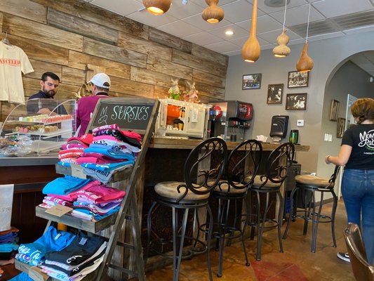 MOMMA RABBIT’S NIBBLES AND SIPS - Updated August 2025 - 210 Photos ...