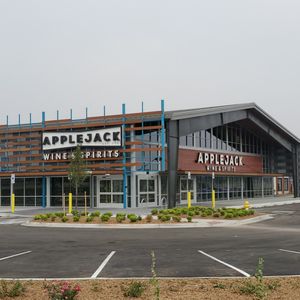 DAVECO BEER, WINE & SPIRITS - Updated August 2024 - 27 Photos & 92 ...