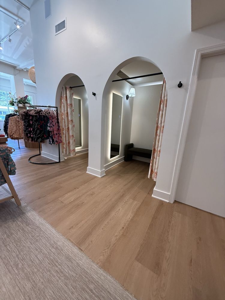 FIGHTING EEL - Updated January 2026 - 38 Photos & 11 Reviews - 2964 E ...