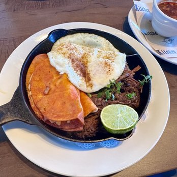 HASH KITCHEN - Updated June 2024 - 440 Photos & 194 Reviews - 264 East ...