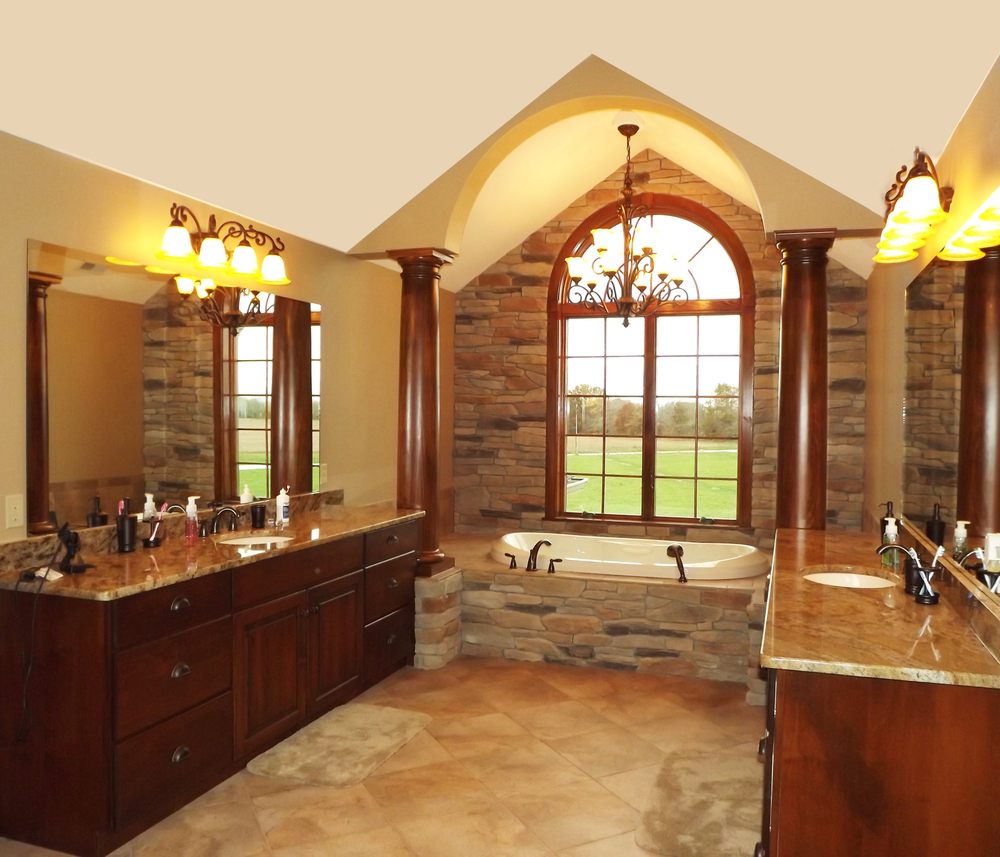 ROBINETT CONSTRUCTION - Updated July 2025 - 10 Photos - 426 W Love St ...