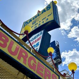 DAGLAS DRIVE IN - Updated October 2025 - 528 Photos & 871 Reviews ...