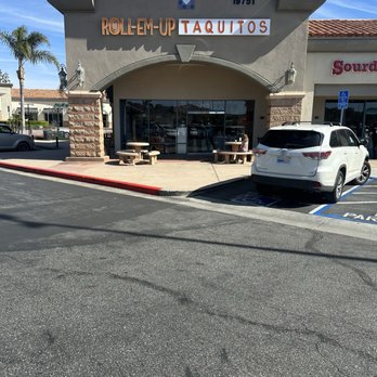 ROLL EM UP TAQUITOS - Updated July 2025 - 80 Photos & 70 Reviews - 19751 Rinaldi St, Los Angeles ...