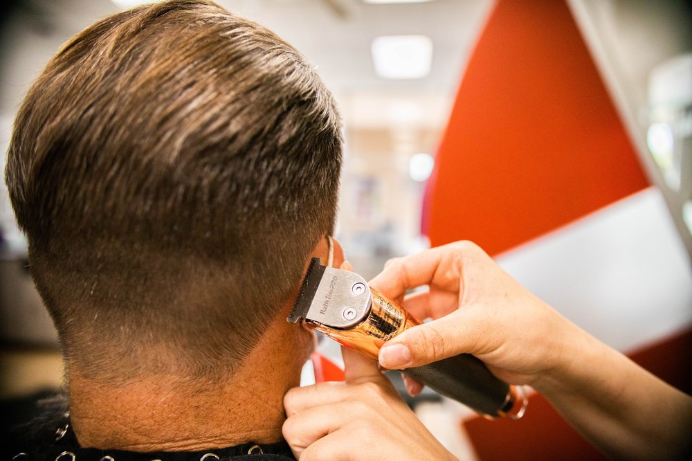 GREAT CLIPS - Updated July 2025 - 119 Photos & 86 Reviews - 843 Almar ...