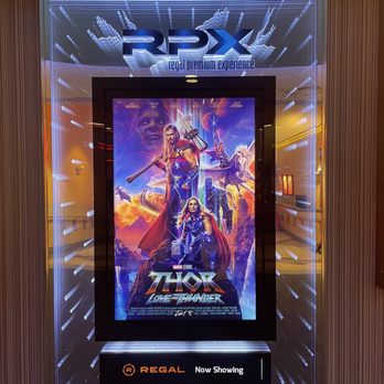 REGAL THE LOOP - Updated September 2025 - 177 Photos & 124 Reviews ...