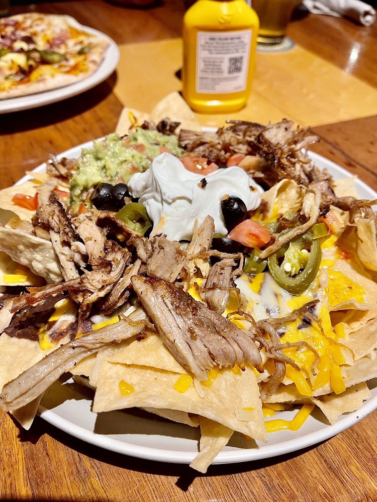 SQUATTERS PUB BREWERY - Updated June 2024 - 1109 Photos & 1394 Reviews ...