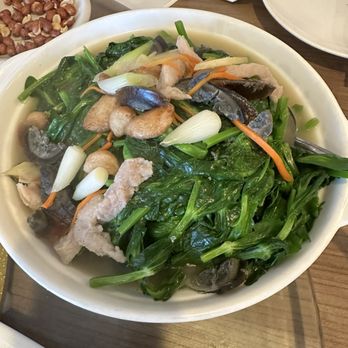 YUMMY GARDEN - Updated December 2025 - 189 Photos & 47 Reviews - 1306 ...