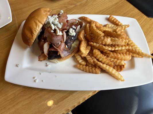 OLD ANTLERS INN - Updated January 2026 - 83 Photos & 59 Reviews - 3591 ...