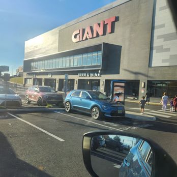 GIANT FOOD STORE - Updated January 2026 - 13 Photos & 47 Reviews - 2550 ...