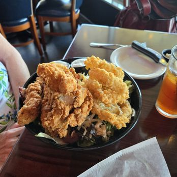 CALHOUN’S - Updated March 2025 - 207 Photos & 147 Reviews - 100 Melton ...