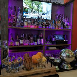 FRIDA MIDTOWN - Updated December 2025 - 568 Photos & 249 Reviews - 214 ...