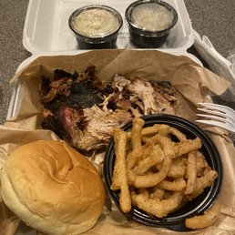 THE FISHIN’ PIG - Updated March 2025 - 144 Photos & 283 Reviews - 117 ...