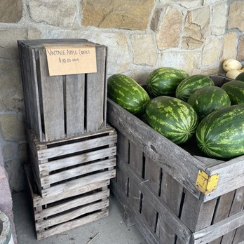 APPLE CASTLE - Updated January 2026 - 40 Photos & 32 Reviews - 277 ...